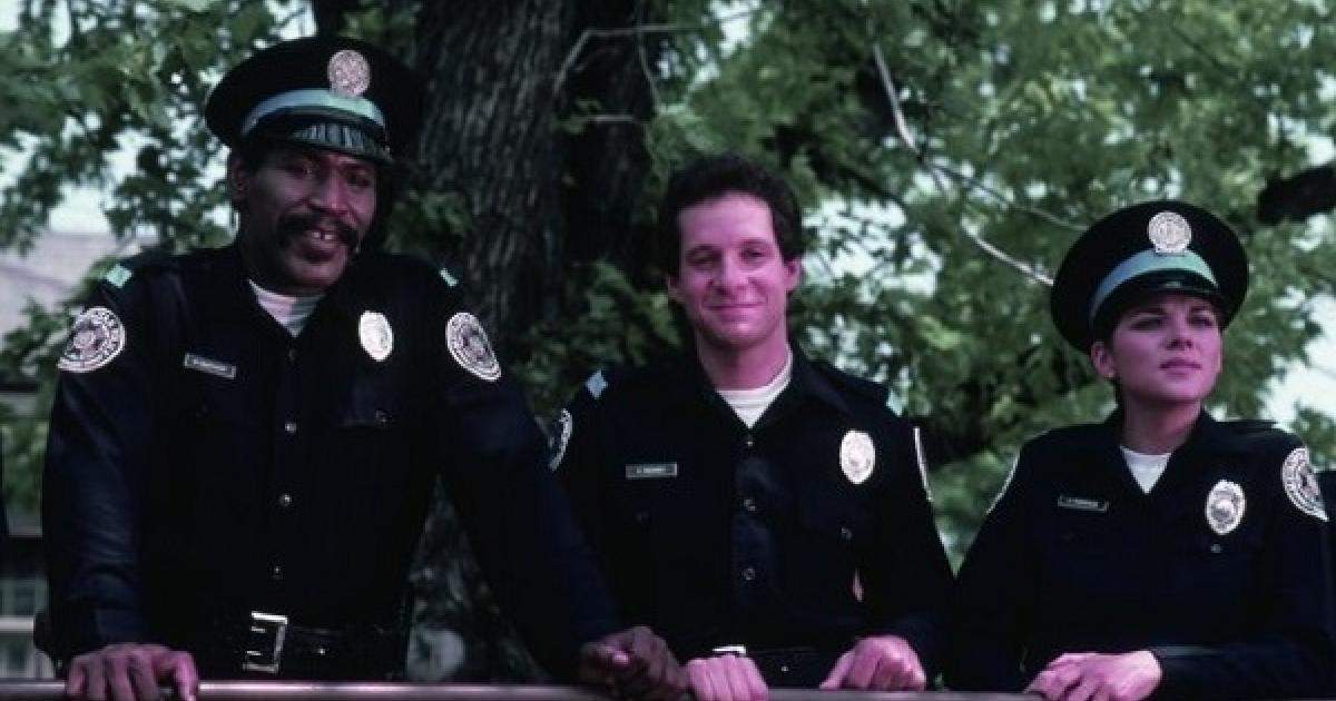 39 χρόνια από την πρεμιέρα της ταινίας 'Η μεγάλη των μπάτσων σχολή'...