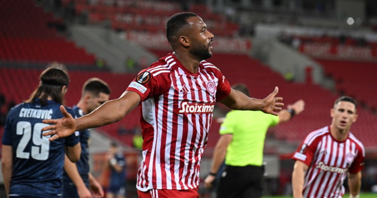 Επιβλητική νίκη και πρόκριση με 5-2 για τον Ολυμπιακό